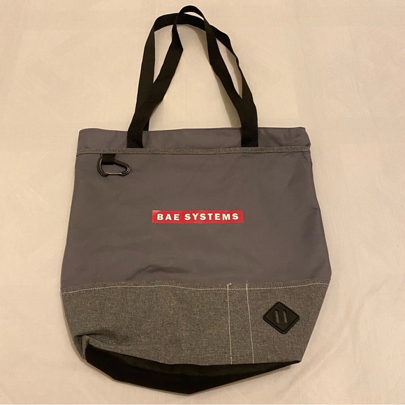 no brand | Bags | Bae Systems Grey Zipper Handles Tote Bag 6x 16 In ...